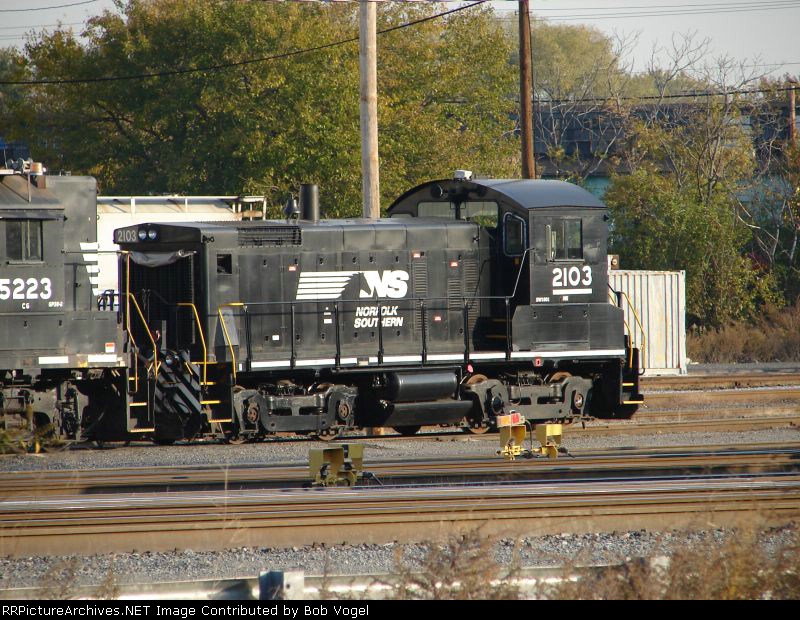 NS 2103